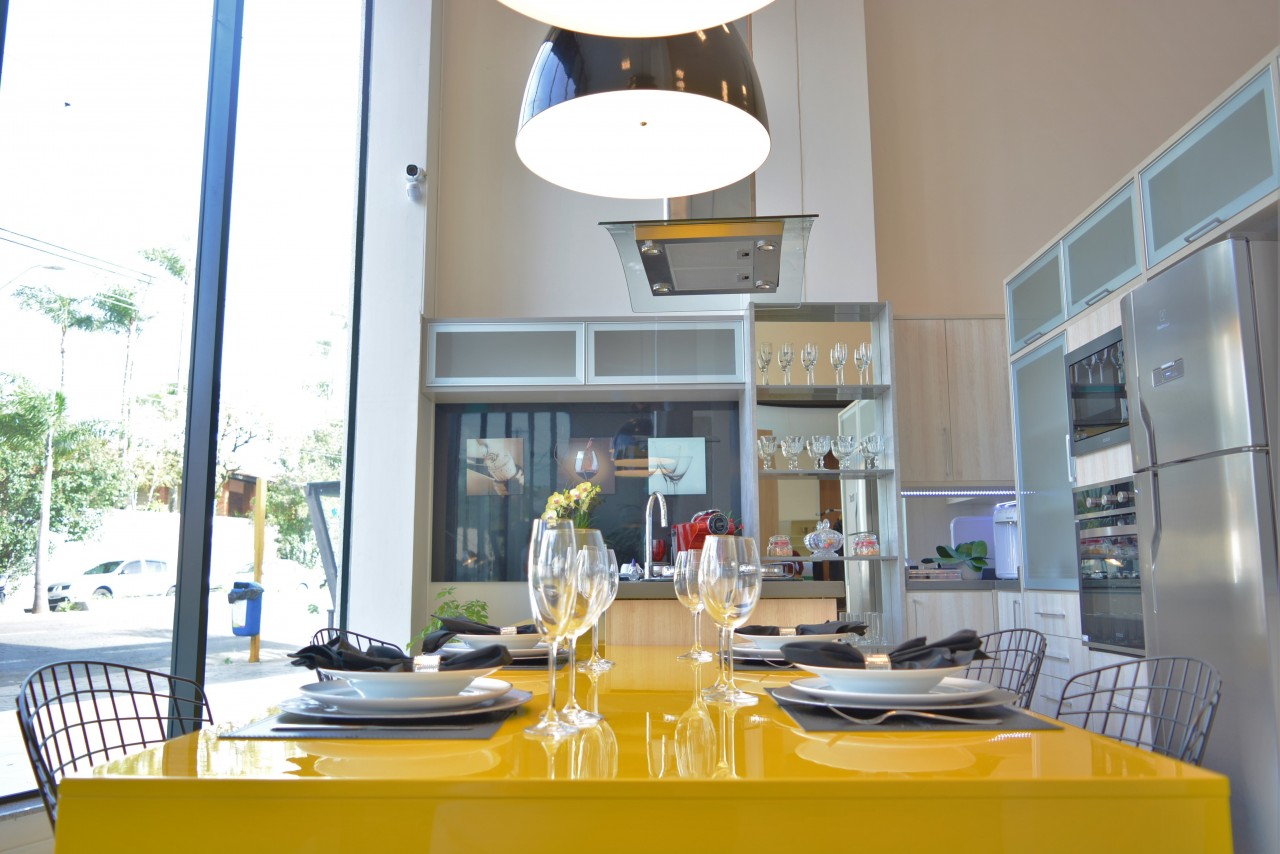 Esbanjando bom gosto e funcionalidade, loja da New Móveis Planejados é ...